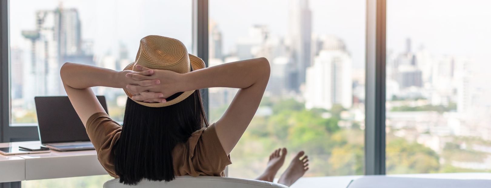 Tips for expats who are considering travel insurance | World Nomads