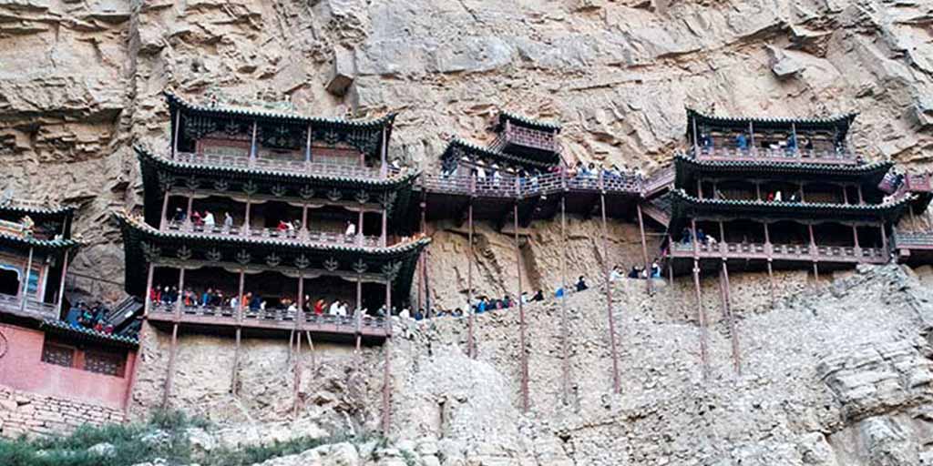 Road Tripping to Hanging Monastery and Yungang Grottoes